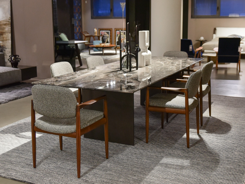 Minotti | Linha Table in quick delivery | Salvioni Design Solutions