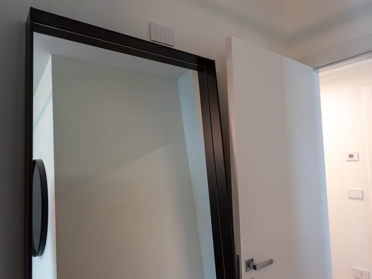 Flou | Pierre Ottoman in quick delivery | Salvioni Design Solutions