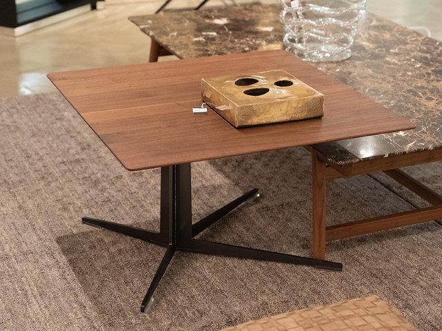 Flexform | Tavolino Fly in offerta outlet | Salvioni Design Solutions